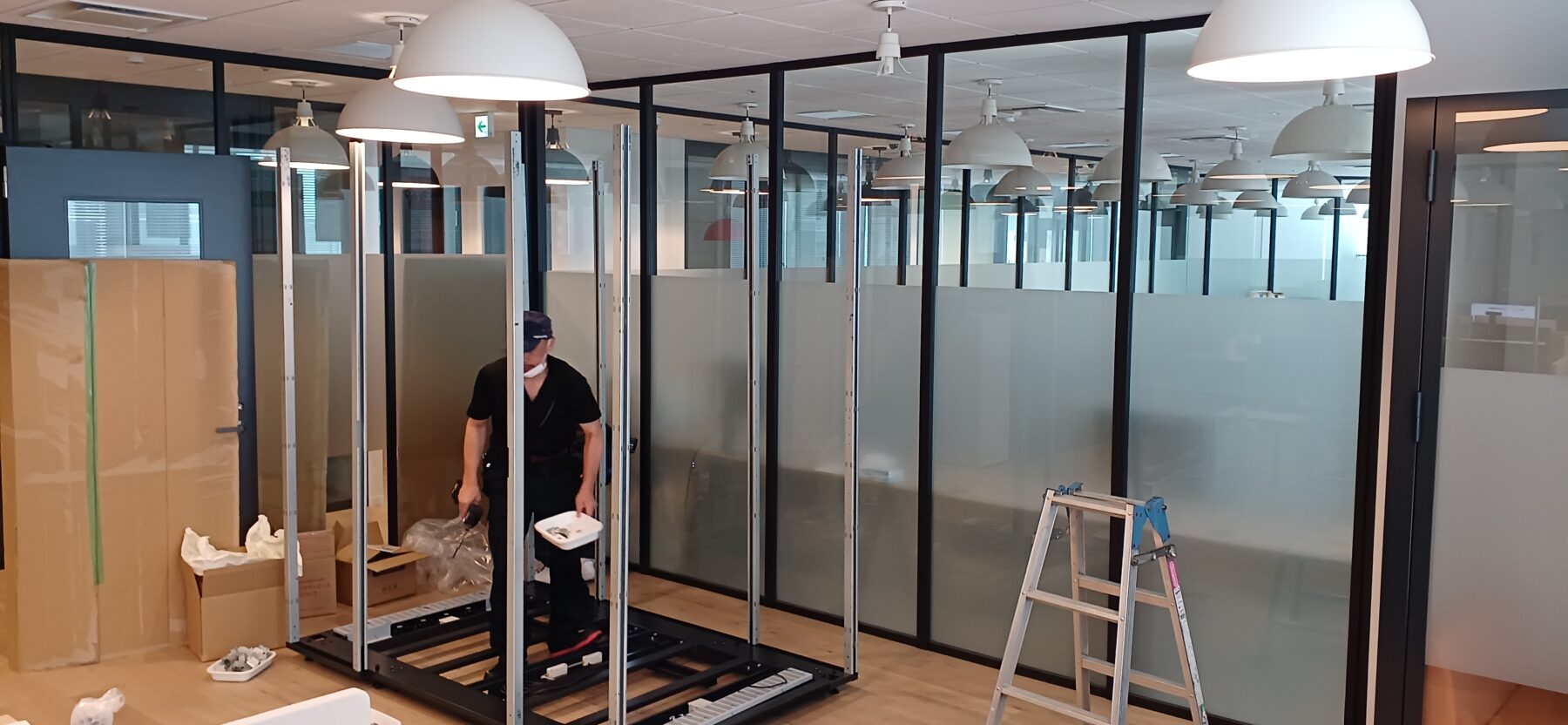 まだまだ需要が絶えません！！コクヨのWORK POD FLEXは今のオフィスには必須かもしれません！！ | オフィスレイアウト神戸 ( 兵庫 | 大阪 | 東京 )